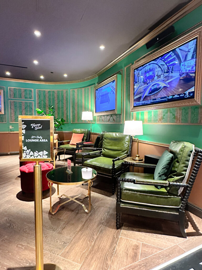 Topanga Social: Reinventing the Mall Hangout - The L.A. Mama